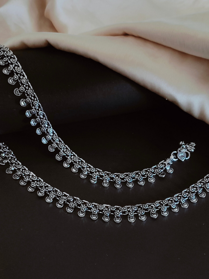 Oxidised Anklets - Buy Latest Oxidised Silver Payal Online in India ...